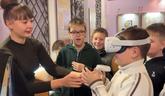 У Прилуцькому музеї презентували VR KOLO — оцифровано експонати з п’яти музеїв України